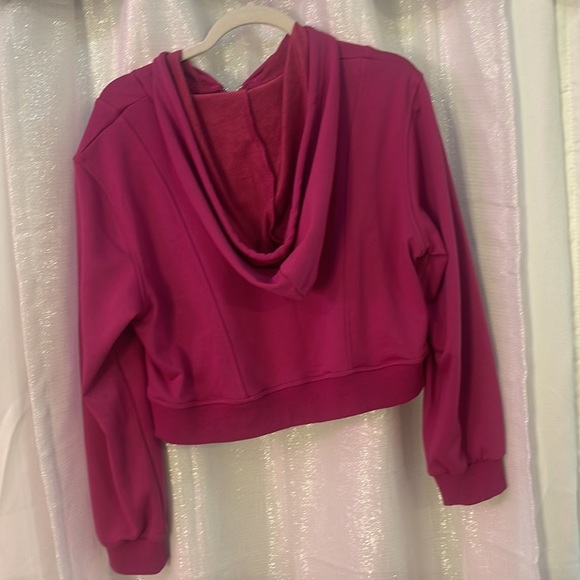 HALARA | Tops | Pink Cropped Zip Up | Poshmark
